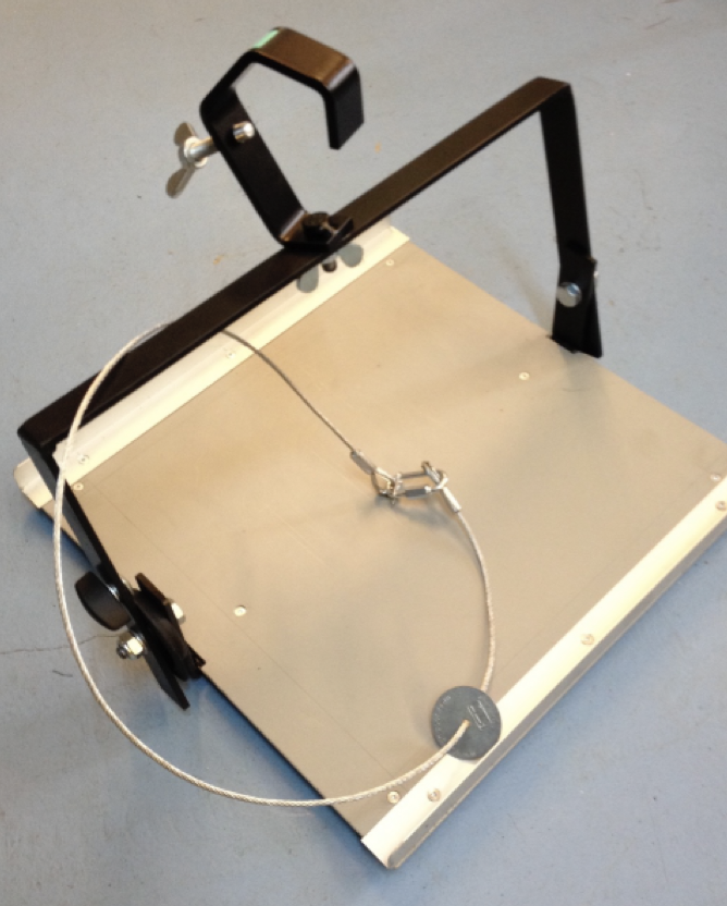 Projektionstablar mit Clamp Beamer - Materialpool Bern